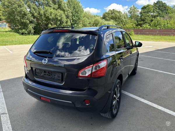 Nissan Qashqai 2013 in Telschi, with an engine capacity of 2.00 L and mileage of 266 thousand km for 5650 €, photo 7 on AUTOMOTO.COM.LV