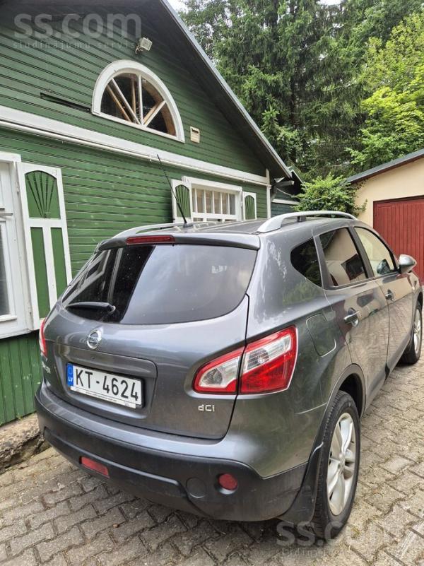 Nissan Qashqai 2014 in Riga, with an engine capacity of 2.00 L and mileage of 48 thousand km for 9990 €, photo 2 on AUTOMOTO.COM.LV