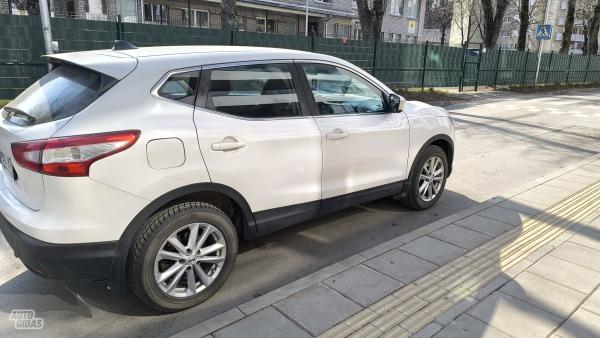 Nissan Qashqai 2014 Viļņa, ar dzinēja tilpumu 1.20 L un nobraukumu 146 tūkst. km par 4800 €, foto 4 vietnē AUTOMOTO.COM.LV