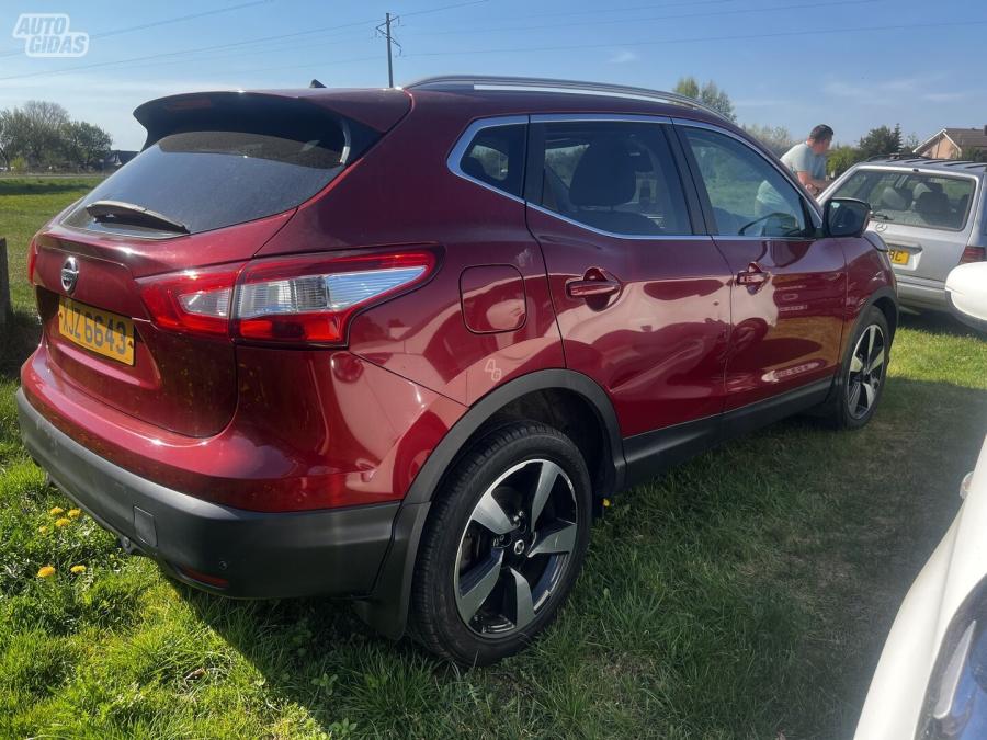 Nissan Qashqai 2014 in Taurage, with an engine capacity of 1.60 L and mileage of 104 thousand km for 3650 €, photo 3 on AUTOMOTO.COM.LV