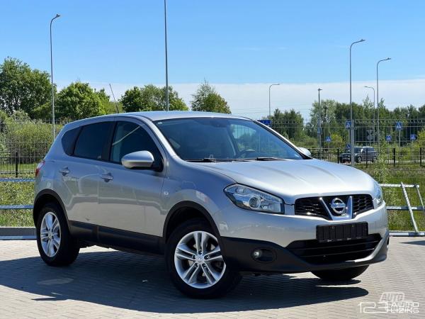 Nissan Qashqai 2014 in Taurage, with an engine capacity of 1.60 L and mileage of 267 thousand km for 5900 €, photo 4 on AUTOMOTO.COM.LV