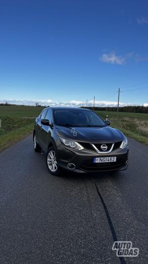 Nissan Qashqai 2014 in Siauliai, with an engine capacity of 1.60 L and mileage of 234 thousand km for 8300 €, photo 6 on AUTOMOTO.COM.LV