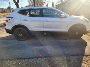 Nissan Qashqai 2014 Šauļi, ar dzinēja tilpumu 1.20 L un nobraukumu 167 tūkst. km par 7100 €, foto 3 vietnē AUTOMOTO.COM.LV