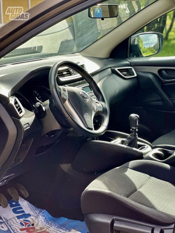 Nissan Qashqai 2014 in Kretinga, with an engine capacity of 1.20 L and mileage of 194 thousand km for 6999 €, photo 10 on AUTOMOTO.COM.LV