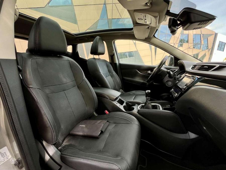 Nissan Qashqai 2014 Tauragė, ar dzinēja tilpumu 1.50 L un nobraukumu 199 tūkst. km par 8400 €, foto 5 vietnē AUTOMOTO.COM.LV