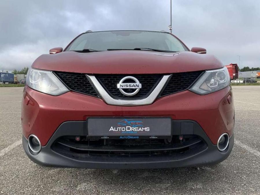 Nissan Qashqai 2014 in Vilnius, with an engine capacity of 1.60 L and mileage of 326 thousand km for 7700 €, photo 3 on AUTOMOTO.COM.LV