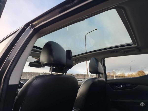 Nissan Qashqai 2015 in Siauliai, with an engine capacity of 1.50 L and mileage of 230 thousand km for 8300 €, photo 11 on AUTOMOTO.COM.LV