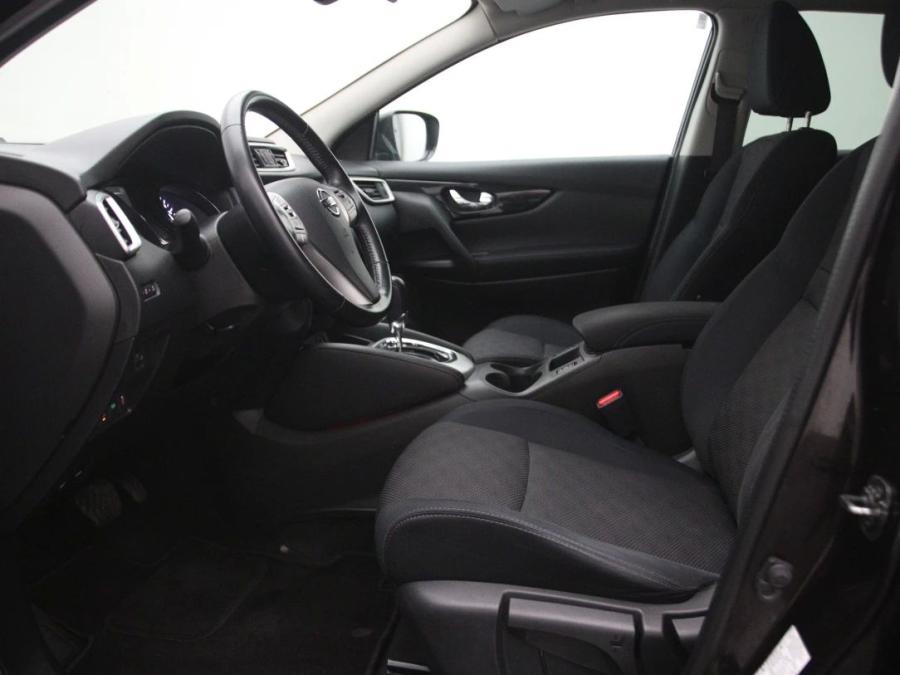 Nissan Qashqai 2015 in Vilnius, with an engine capacity of 1.60 L and mileage of 172 thousand km for 11599 €, photo 4 on AUTOMOTO.COM.LV