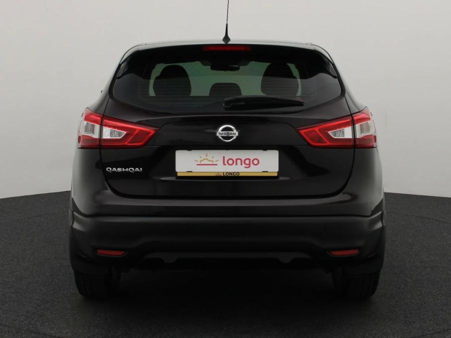 Nissan Qashqai 2015 in Vilnius, with an engine capacity of 1.60 L and mileage of 172 thousand km for 11599 €, photo 5 on AUTOMOTO.COM.LV
