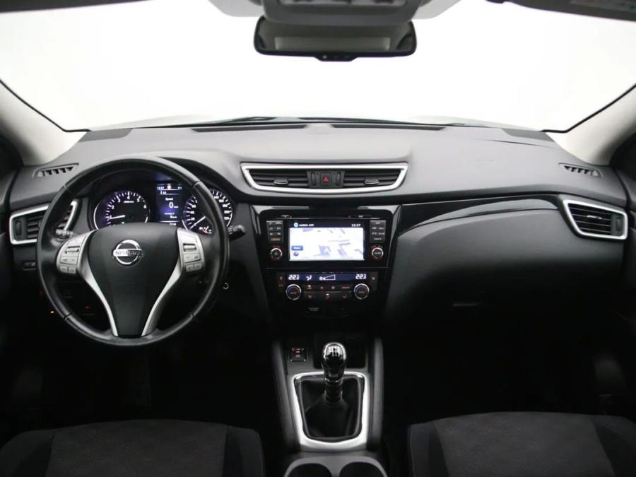 Nissan Qashqai 2015 in Vilnius, with an engine capacity of 1.20 L and mileage of 119 thousand km for 9299 €, photo 2 on AUTOMOTO.COM.LV