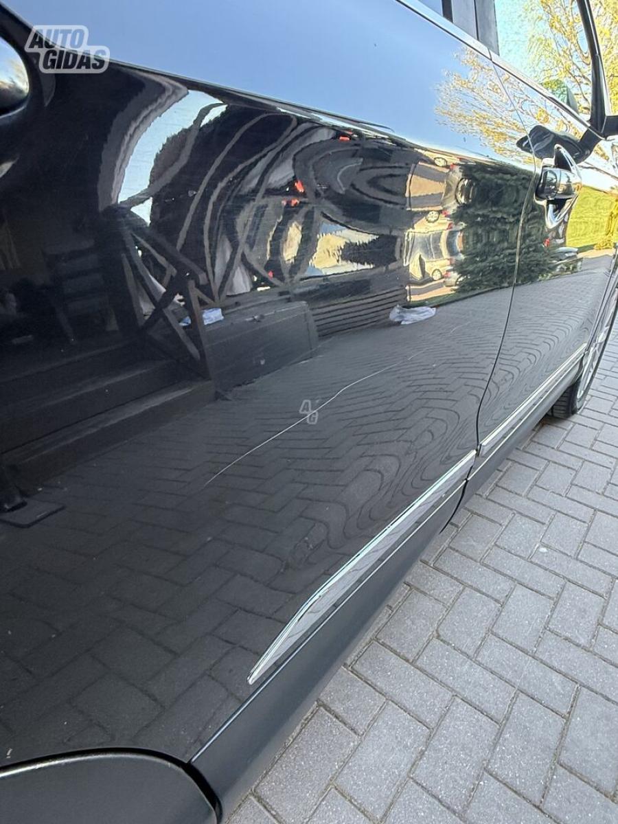 Nissan Qashqai 2015 in Vilnius, with an engine capacity of 1.60 L and mileage of 305 thousand km for 5400 €, photo 13 on AUTOMOTO.COM.LV