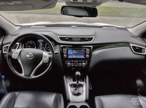 Nissan Qashqai 2015 in Vilnius, with an engine capacity of 1.20 L and mileage of 234 thousand km for 7390 €, photo 8 on AUTOMOTO.COM.LV