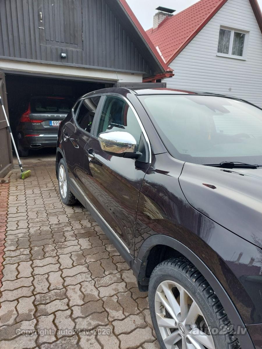 Nissan Qashqai 2015 Tallina, ar dzinēja tilpumu 1.20 L un nobraukumu 140 tūkst. km par 7500 €, foto 3 vietnē AUTOMOTO.COM.LV