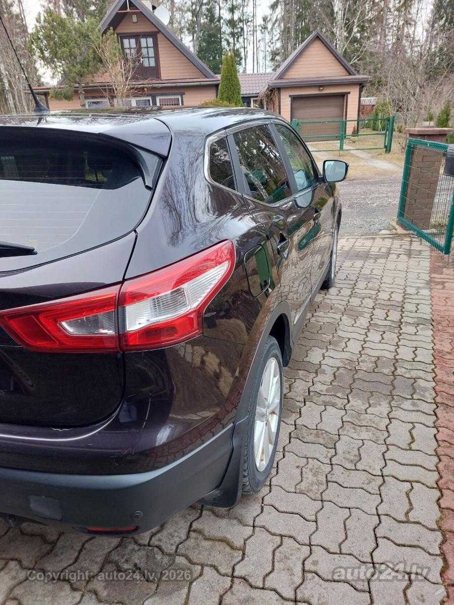 Nissan Qashqai 2015 Tallina, ar dzinēja tilpumu 1.20 L un nobraukumu 140 tūkst. km par 7500 €, foto 10 vietnē AUTOMOTO.COM.LV
