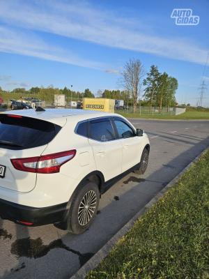 Nissan Qashqai 2015 Šauļi, ar dzinēja tilpumu 1.20 L un nobraukumu 260 tūkst. km par 6100 €, foto 13 vietnē AUTOMOTO.COM.LV