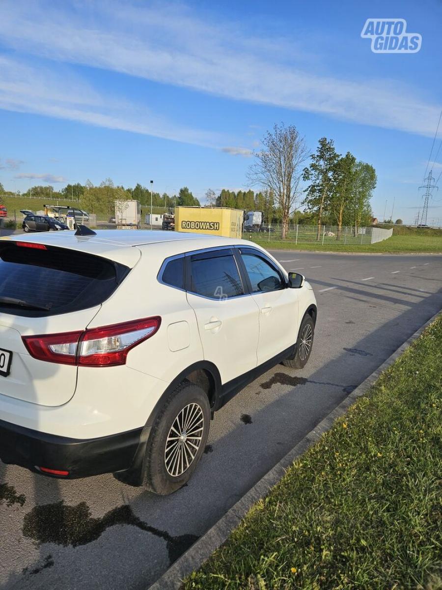 Nissan Qashqai 2015 Šauļi, ar dzinēja tilpumu 1.20 L un nobraukumu 260 tūkst. km par 6100 €, foto 13 vietnē AUTOMOTO.COM.LV