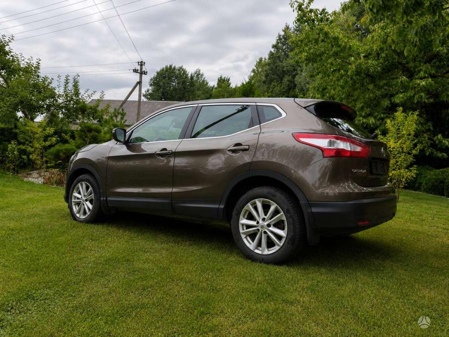 Nissan Qashqai 2015 Viļņa, ar dzinēja tilpumu 1.20 L un nobraukumu 179 tūkst. km par 7900 €, foto 4 vietnē AUTOMOTO.COM.LV