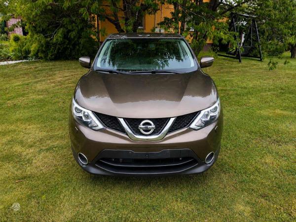 Nissan Qashqai 2015 in Vilnius, with an engine capacity of 1.20 L and mileage of 179 thousand km for 7900 €, photo 8 on AUTOMOTO.COM.LV
