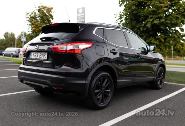 Nissan Qashqai 2015 in Tallinn, with an engine capacity of 1.20 L and mileage of 176 thousand km for 8400 €, photo 7 on AUTOMOTO.COM.LV
