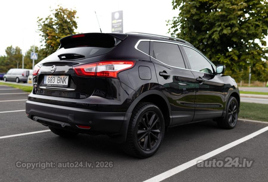 Nissan Qashqai 2015 Tallina, ar dzinēja tilpumu 1.20 L un nobraukumu 176 tūkst. km par 8400 €, foto 7 vietnē AUTOMOTO.COM.LV