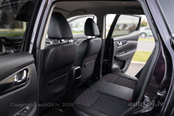 Nissan Qashqai 2015 in Tallinn, with an engine capacity of 1.20 L and mileage of 176 thousand km for 8400 €, photo 10 on AUTOMOTO.COM.LV