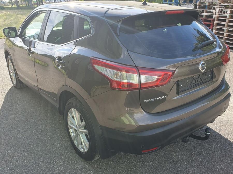 Nissan Qashqai 2015 Šauļi, ar dzinēja tilpumu 1.20 L un nobraukumu 196 tūkst. km par 6600 €, foto 6 vietnē AUTOMOTO.COM.LV