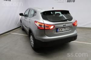 Nissan Qashqai 2016 in Riga, with an engine capacity of 1.60 L and mileage of 358 thousand km for 6990 €, photo 2 on AUTOMOTO.COM.LV