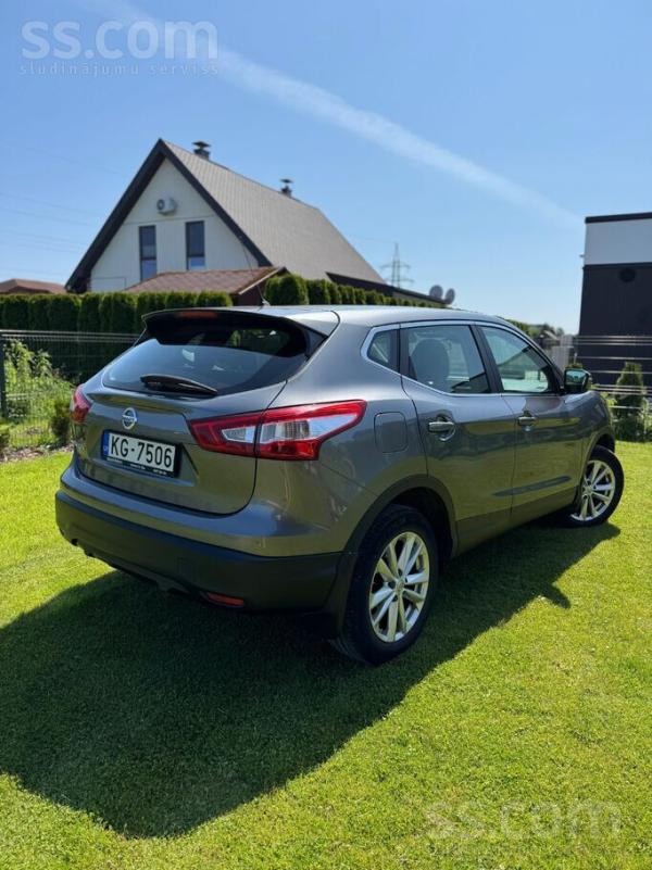 Nissan Qashqai 2016 in Riga, with an engine capacity of 1.20 L and mileage of 103 thousand km for 10875 €, photo 9 on AUTOMOTO.COM.LV