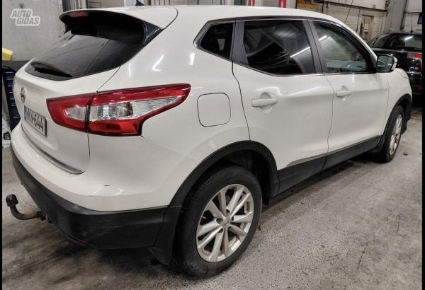 Nissan Qashqai 2016 in Panevezys, with an engine capacity of 1.20 L and mileage of 242 thousand km for 4300 €, photo 4 on AUTOMOTO.COM.LV