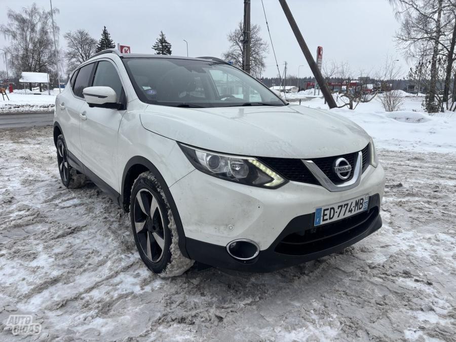 Nissan Qashqai 2016 Tauragė, ar dzinēja tilpumu 1.20 L un nobraukumu 140 tūkst. km par 7700 €, foto 3 vietnē AUTOMOTO.COM.LV