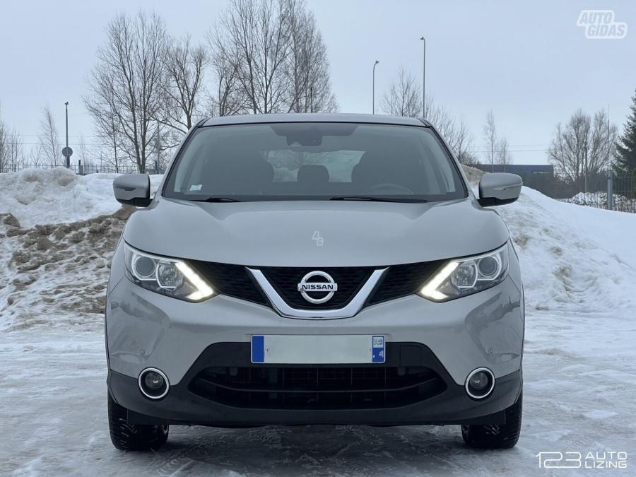 Nissan Qashqai 2016 in Taurage, with an engine capacity of 1.60 L and mileage of 185 thousand km for 8700 €, photo 3 on AUTOMOTO.COM.LV