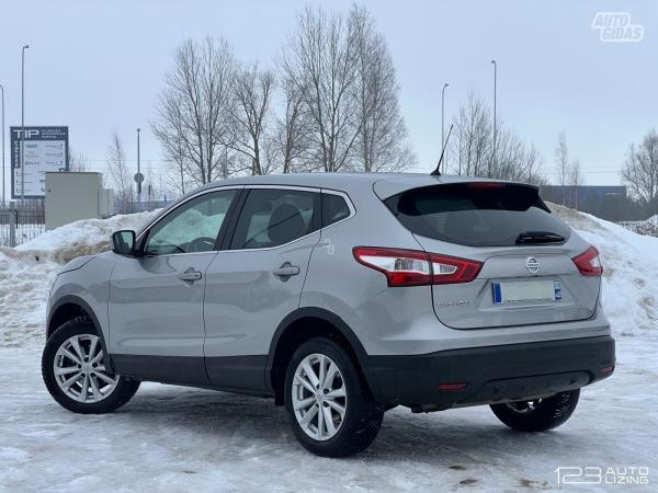 Nissan Qashqai 2016 in Taurage, with an engine capacity of 1.60 L and mileage of 185 thousand km for 8700 €, photo 6 on AUTOMOTO.COM.LV