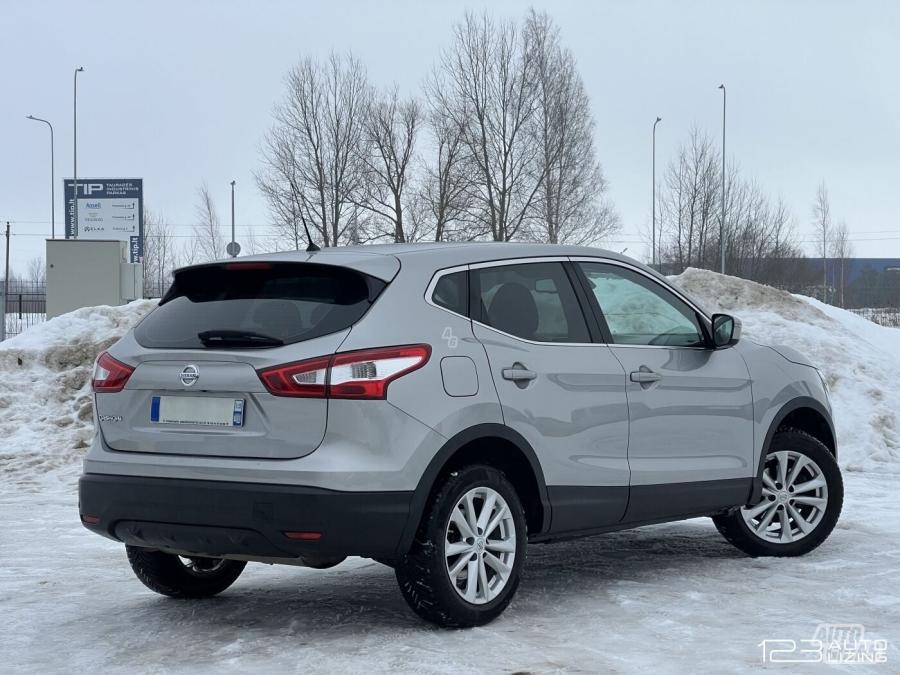 Nissan Qashqai 2016 in Taurage, with an engine capacity of 1.60 L and mileage of 185 thousand km for 8700 €, photo 8 on AUTOMOTO.COM.LV
