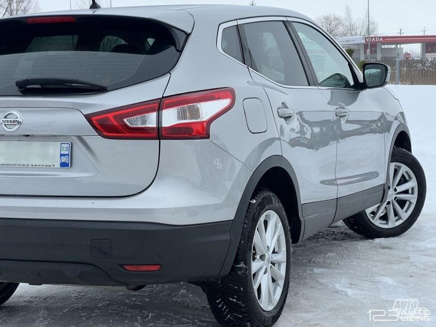 Nissan Qashqai 2016 in Taurage, with an engine capacity of 1.60 L and mileage of 185 thousand km for 8700 €, photo 9 on AUTOMOTO.COM.LV