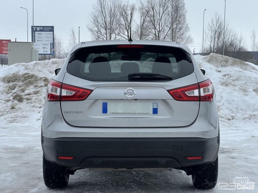 Nissan Qashqai 2016 in Taurage, with an engine capacity of 1.60 L and mileage of 185 thousand km for 8700 €, photo 10 on AUTOMOTO.COM.LV