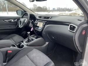 Nissan Qashqai 2016 in Taurage, with an engine capacity of 1.60 L and mileage of 185 thousand km for 8700 €, photo 13 on AUTOMOTO.COM.LV