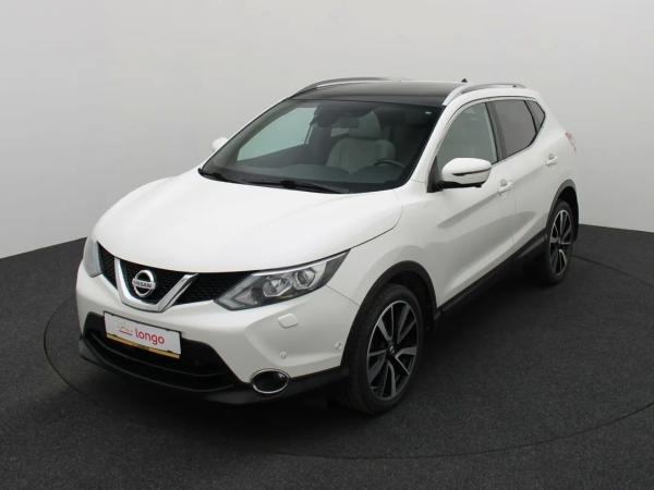 Nissan Qashqai 2016 in Vilnius, with an engine capacity of 1.20 L and mileage of 64 thousand km for 12899 €, photo 1 on AUTOMOTO.COM.LV