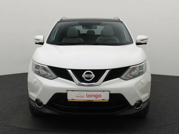 Nissan Qashqai 2016 in Vilnius, with an engine capacity of 1.20 L and mileage of 64 thousand km for 12899 €, photo 3 on AUTOMOTO.COM.LV