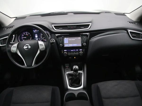 Nissan Qashqai 2016 in Vilnius, with an engine capacity of 1.20 L and mileage of 158 thousand km for 9799 €, photo 2 on AUTOMOTO.COM.LV