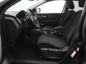 Nissan Qashqai 2016 in Vilnius, with an engine capacity of 1.20 L and mileage of 158 thousand km for 9799 €, photo 5 on AUTOMOTO.COM.LV