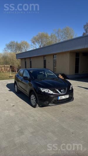 Nissan Qashqai 2016 in Ogre, with an engine capacity of 1.20 L and mileage of 176 thousand km for 6900 €, photo 3 on AUTOMOTO.COM.LV