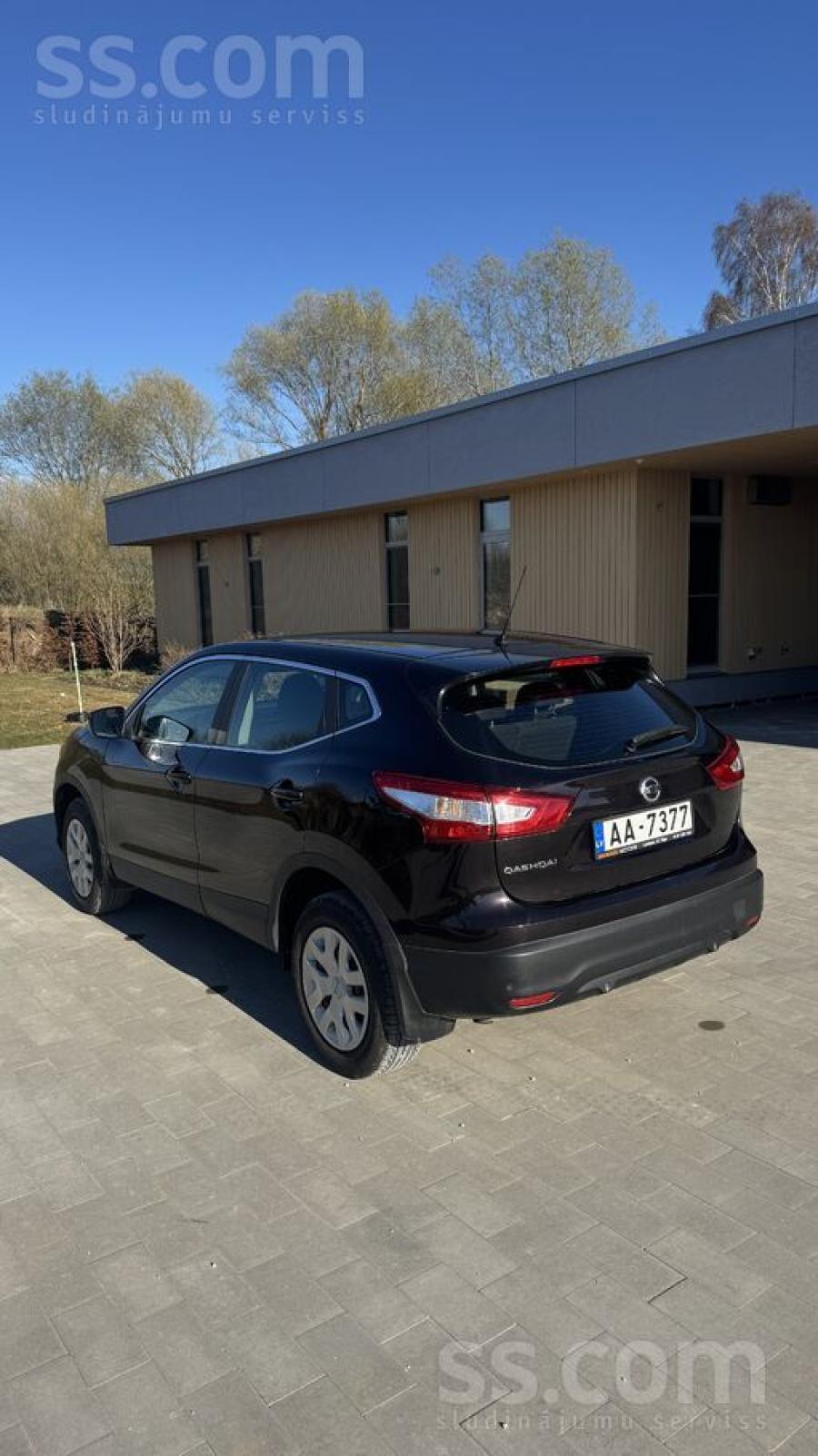 Nissan Qashqai 2016 in Ogre, with an engine capacity of 1.20 L and mileage of 176 thousand km for 6900 €, photo 9 on AUTOMOTO.COM.LV
