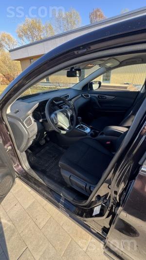 Nissan Qashqai 2016 in Ogre, with an engine capacity of 1.20 L and mileage of 176 thousand km for 6900 €, photo 13 on AUTOMOTO.COM.LV