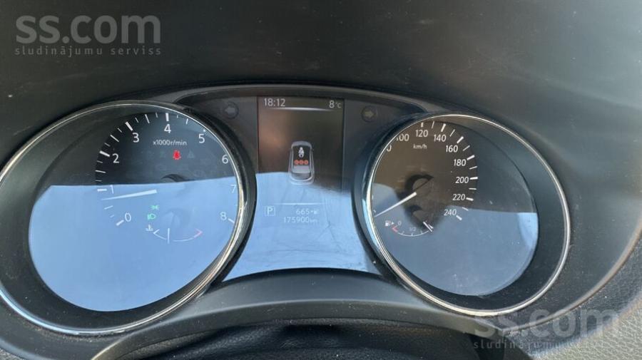 Nissan Qashqai 2016 in Ogre, with an engine capacity of 1.20 L and mileage of 176 thousand km for 6900 €, photo 14 on AUTOMOTO.COM.LV