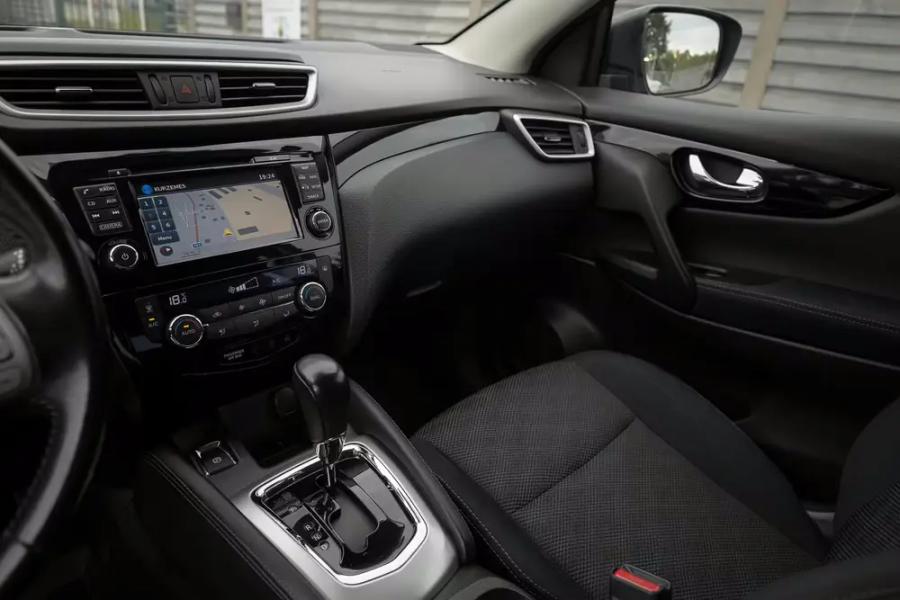Nissan Qashqai 2016 Jelgava, ar dzinēja tilpumu 1.60 L un nobraukumu 125 tūkst. km par 12700 €, foto 12 vietnē AUTOMOTO.COM.LV