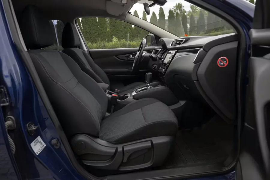 Nissan Qashqai 2016 Jelgava, ar dzinēja tilpumu 1.60 L un nobraukumu 125 tūkst. km par 12700 €, foto 19 vietnē AUTOMOTO.COM.LV