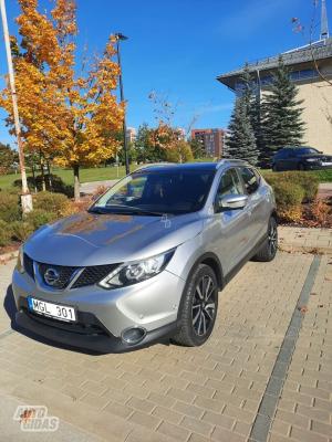 Nissan Qashqai 2016 Viļņa, ar dzinēja tilpumu 1.60 L un nobraukumu 211 tūkst. km par 8800 €, foto  vietnē AUTOMOTO.COM.LV