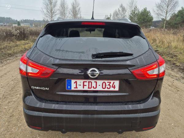 Nissan Qashqai 2017 in Taurage, with an engine capacity of 1.20 L and mileage of 143 thousand km for 8800 €, photo 5 on AUTOMOTO.COM.LV