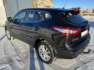 Nissan Qashqai 2017 in Taurage, with an engine capacity of 1.60 L and mileage of 182 thousand km for 9500 €, photo 8 on AUTOMOTO.COM.LV