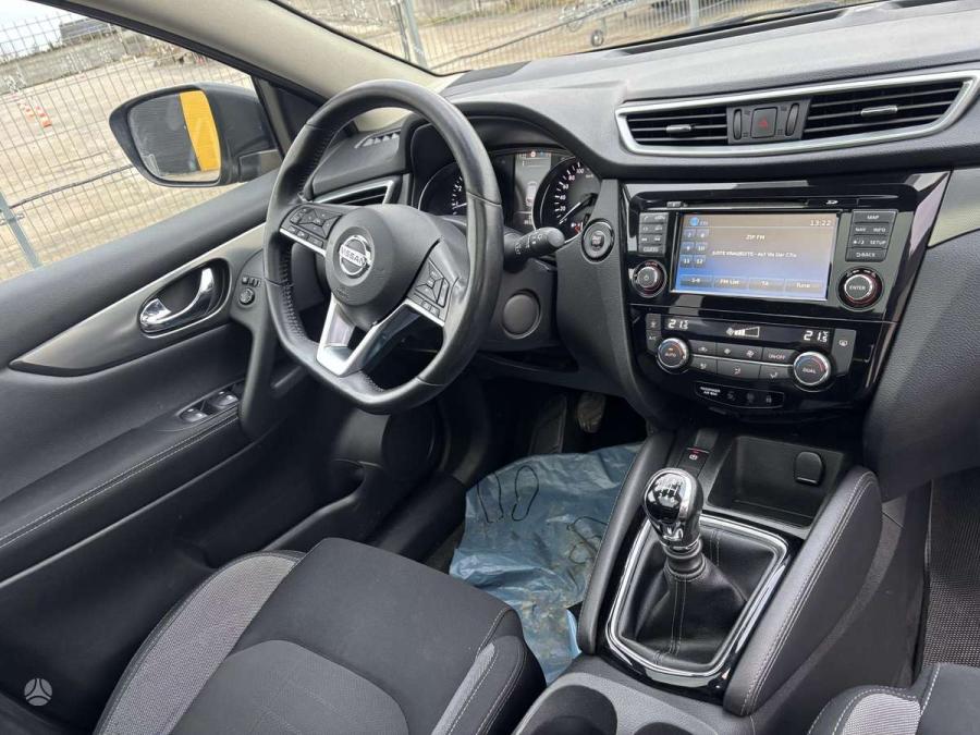 Nissan Qashqai 2017 Tauragė, ar dzinēja tilpumu 1.20 L un nobraukumu 82 tūkst. km par 10500 €, foto 14 vietnē AUTOMOTO.COM.LV